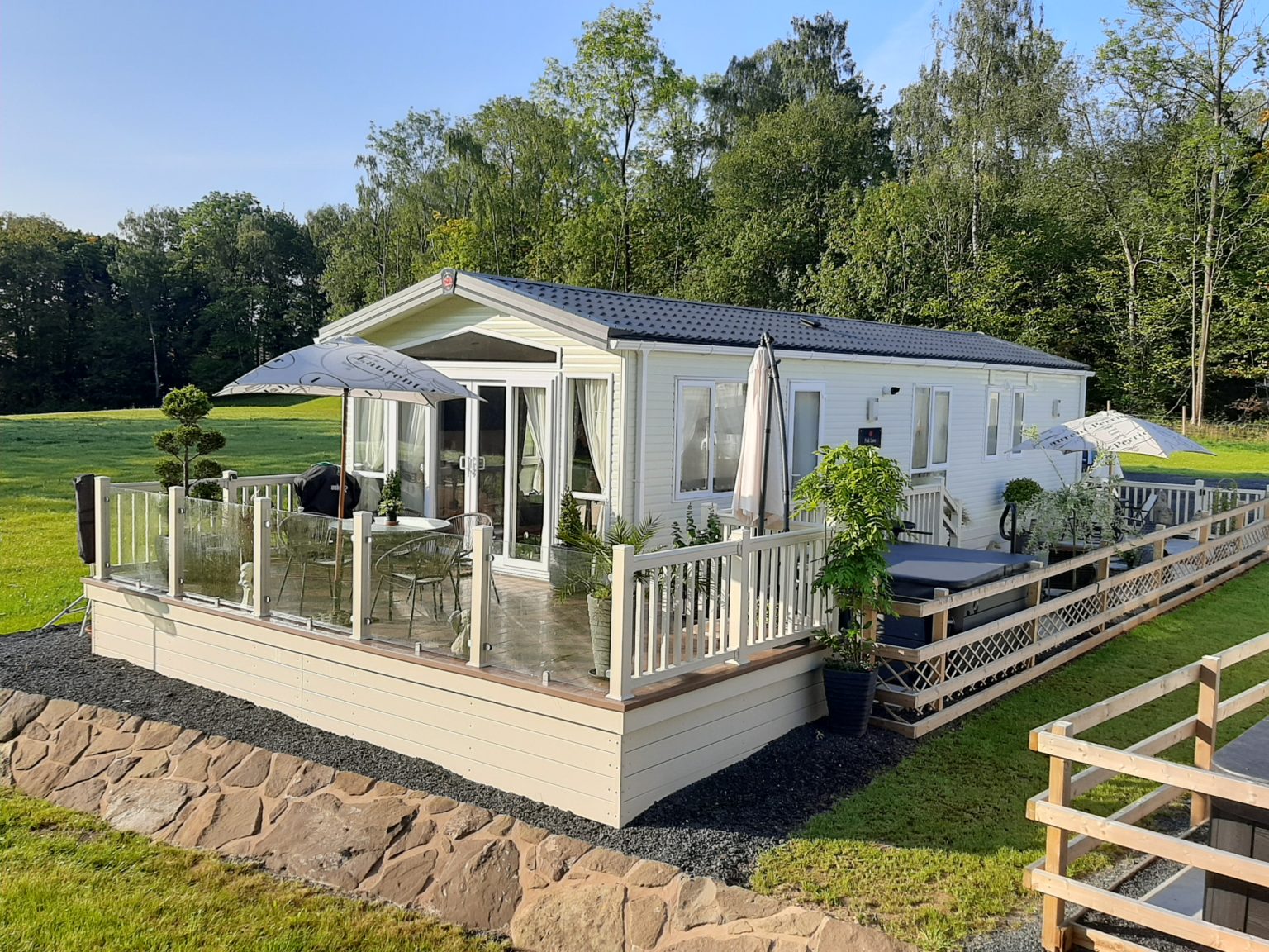 Lodge Coppice static caravan park, one of the best UK parks.